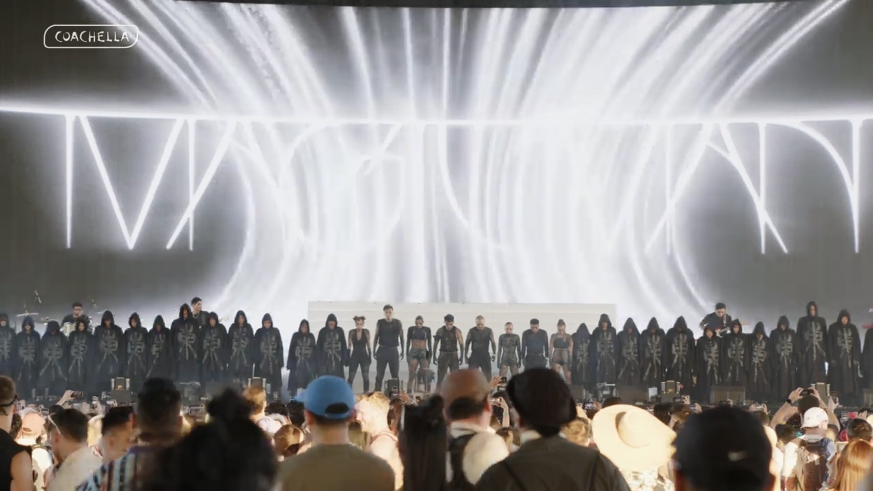 JACKSON WANG เนรมิตโชว์ MAGIC MAN บนเวที Coachella 2023 - Feed