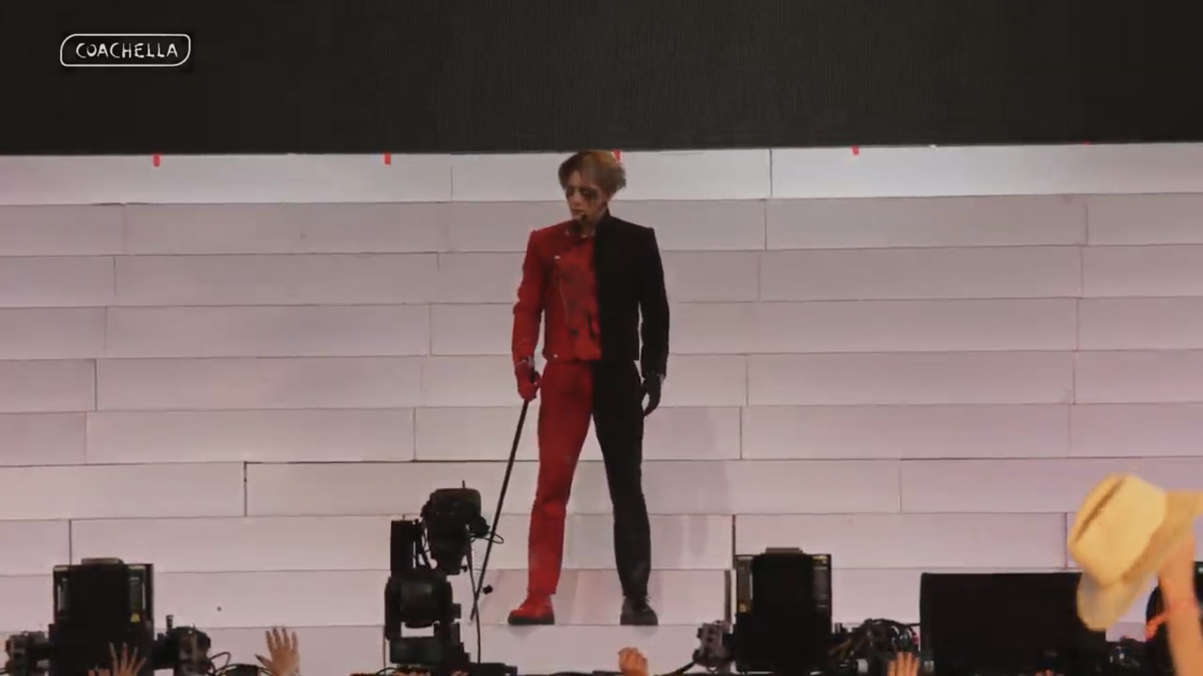 JACKSON WANG เนรมิตโชว์ MAGIC MAN บนเวที Coachella 2023 - Feed