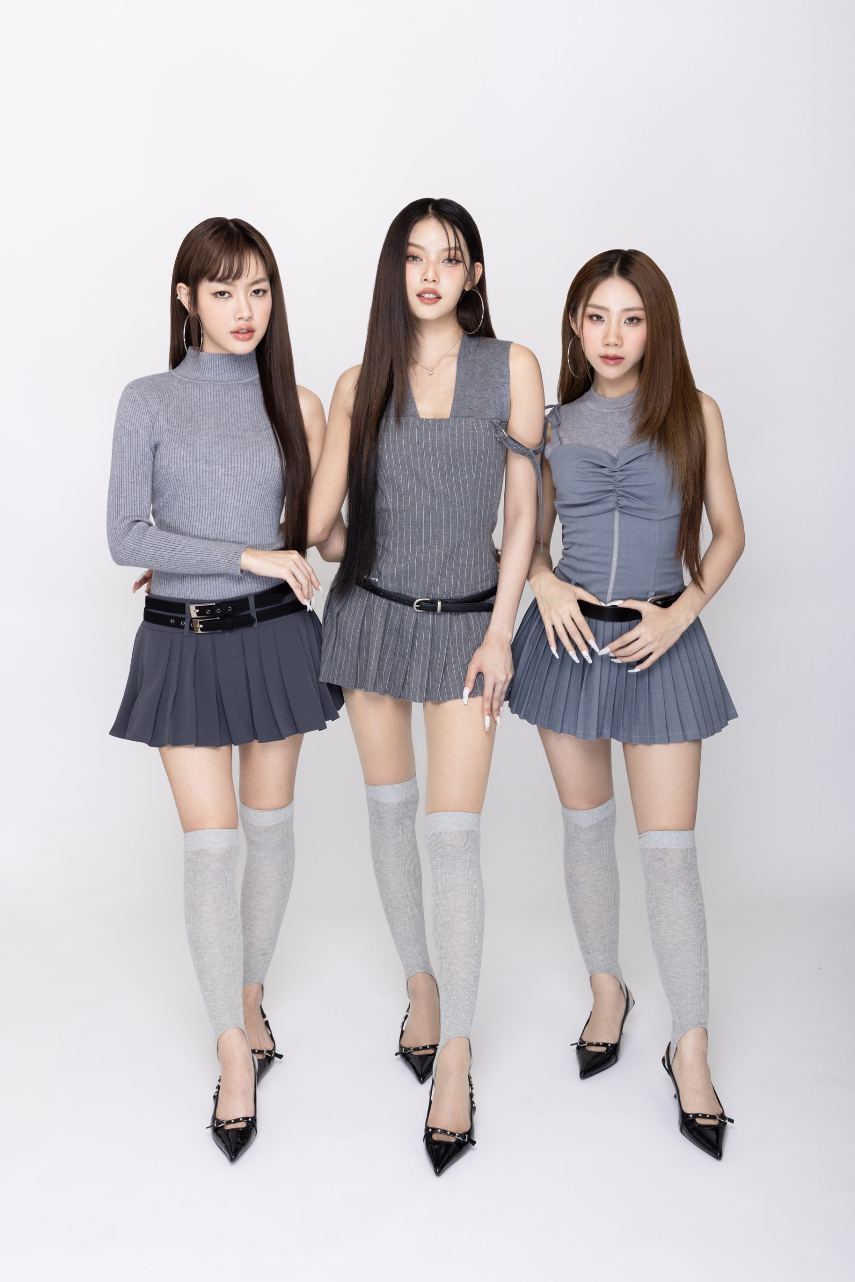 3 สาว PiXXiE ส่งซิงเกิลใหม่ “ลองเลิกกันดีไหม” - Feed