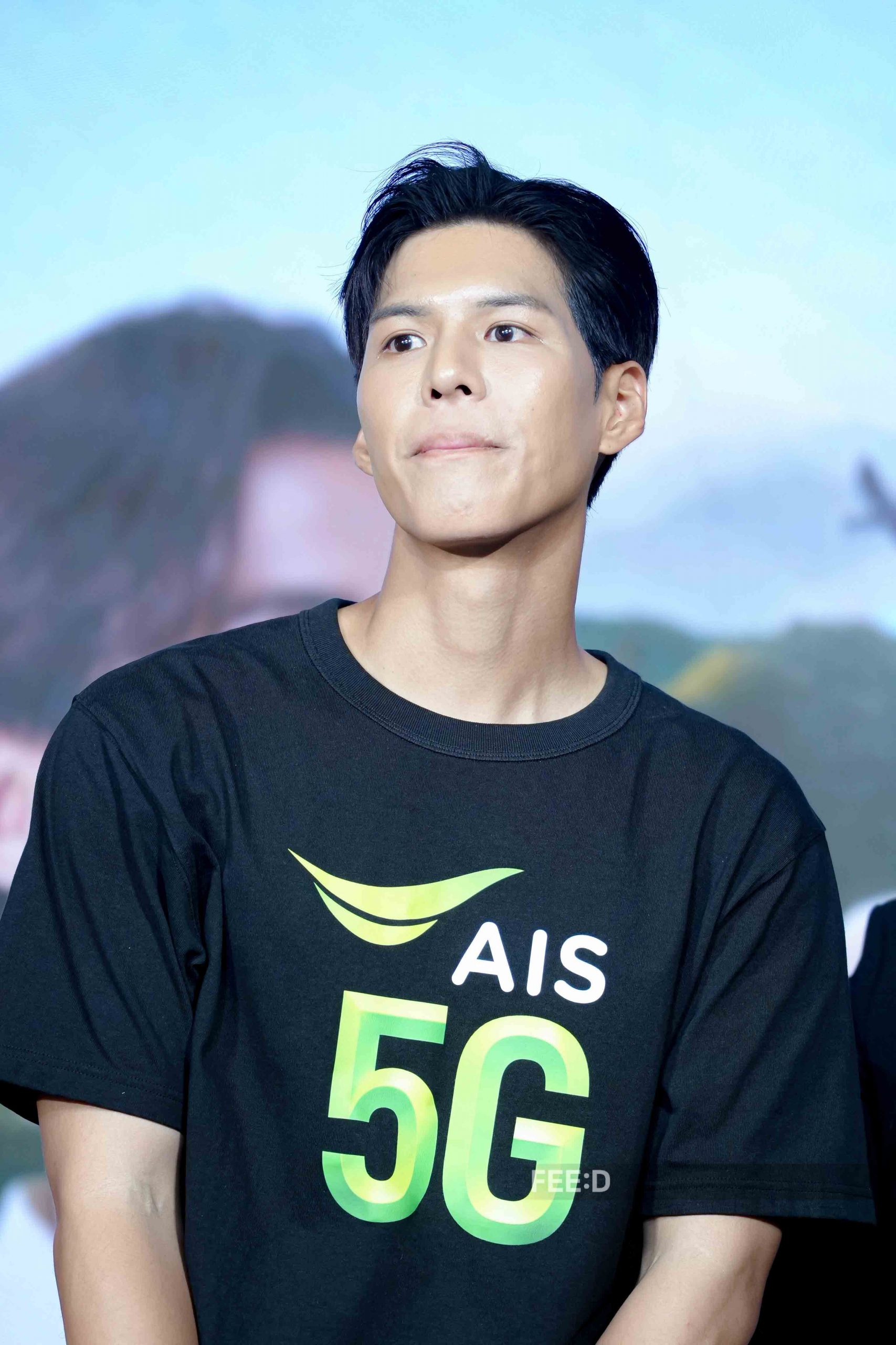 อัลบั้มภาพ "พี่จอง-คัลแลน" นั่งแท่นพรีเซ็นเตอร์คนใหม่ของ AIS - Feed