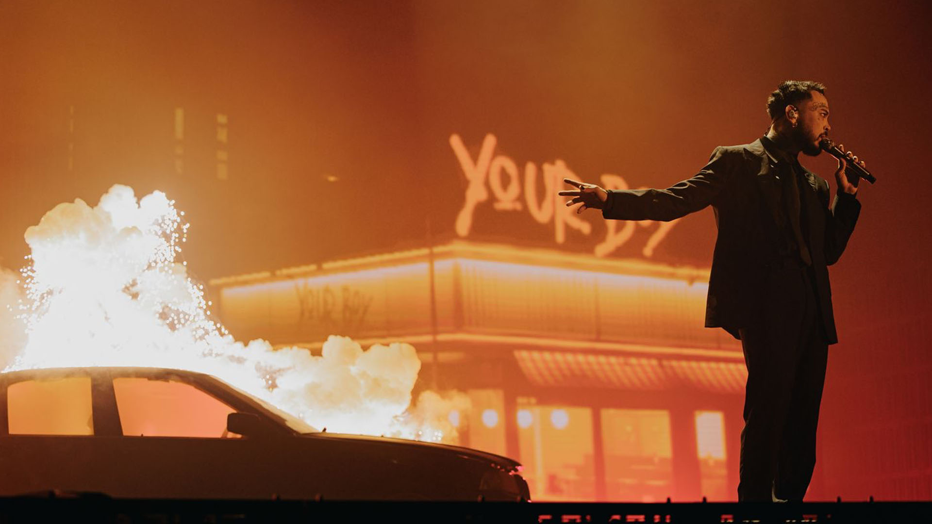 ‘URBOYTJ’ จัดเต็มโปรดักชันสุดล้ำ ใน URBOYTJ CONCERT ‘YOUR BOY’ - Feed